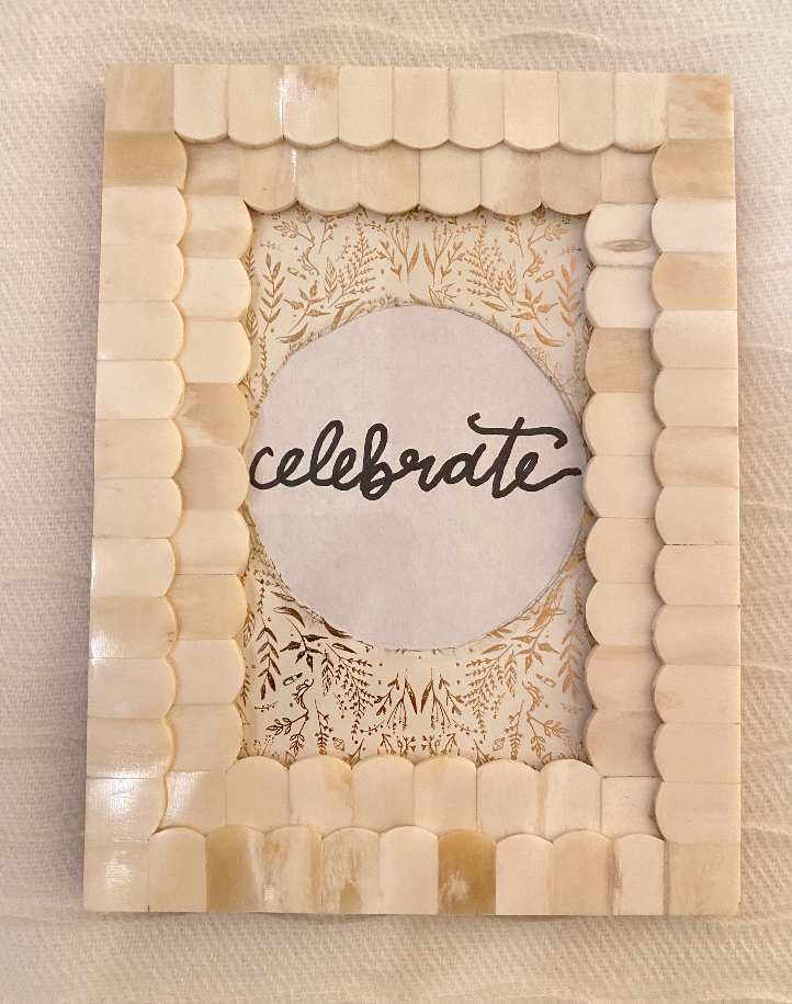 Scallop Picture Frame – Simpler Pleasures